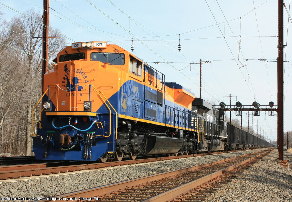 NS loaded coal train 684